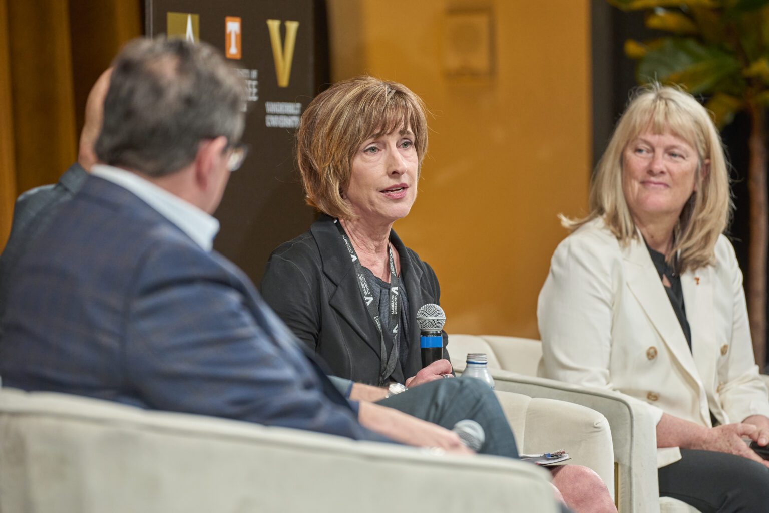 Tennessee - Developing Tennessee’s Innovation Economy - Compete